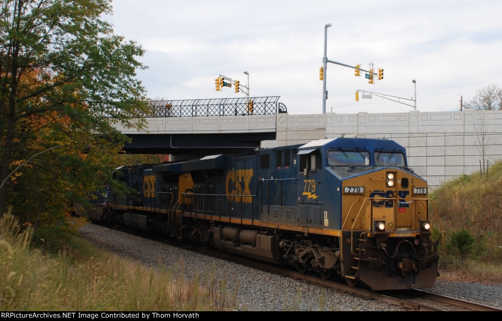 CSX intermodal Q190 headswest beneath the Route 206 overpass